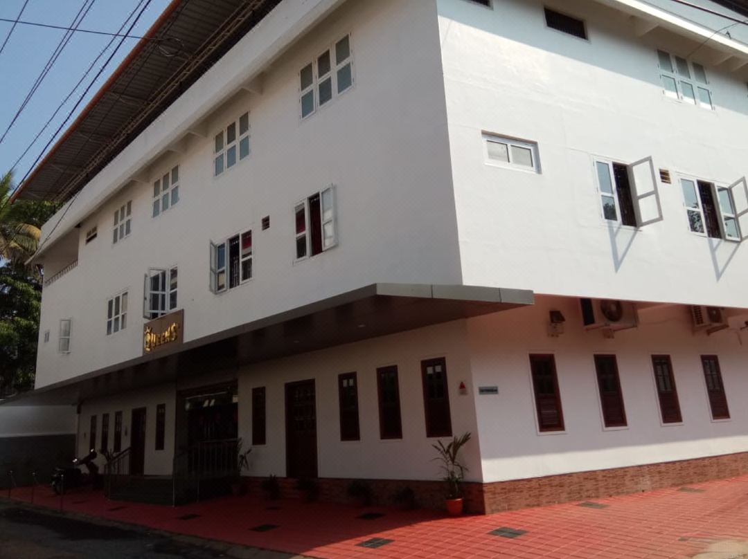 Queens Hotel - Kozhikode
