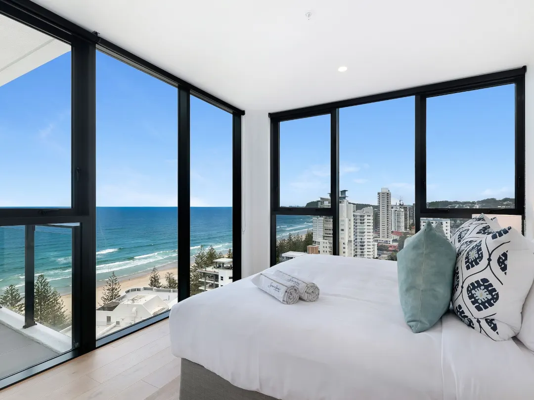 Ocean Views - Sandbar Burleigh Heads - Tweed Heads