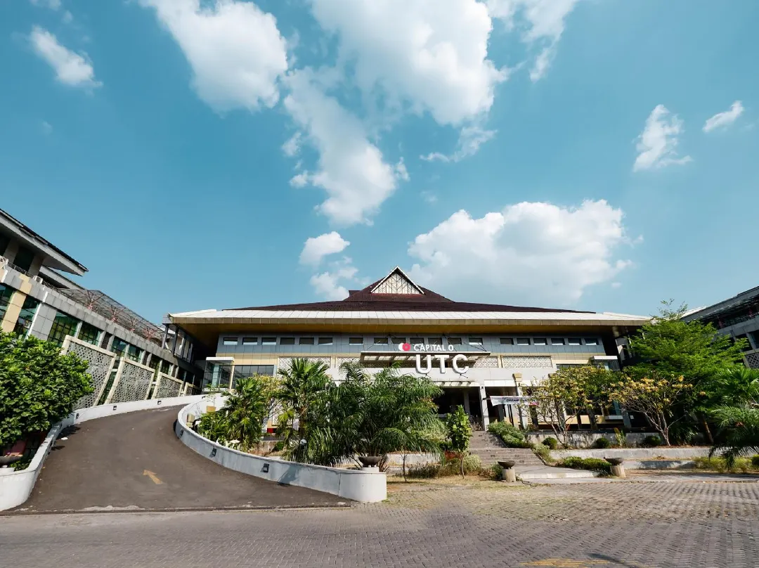 Utc Hotel Semarang - 세마랑