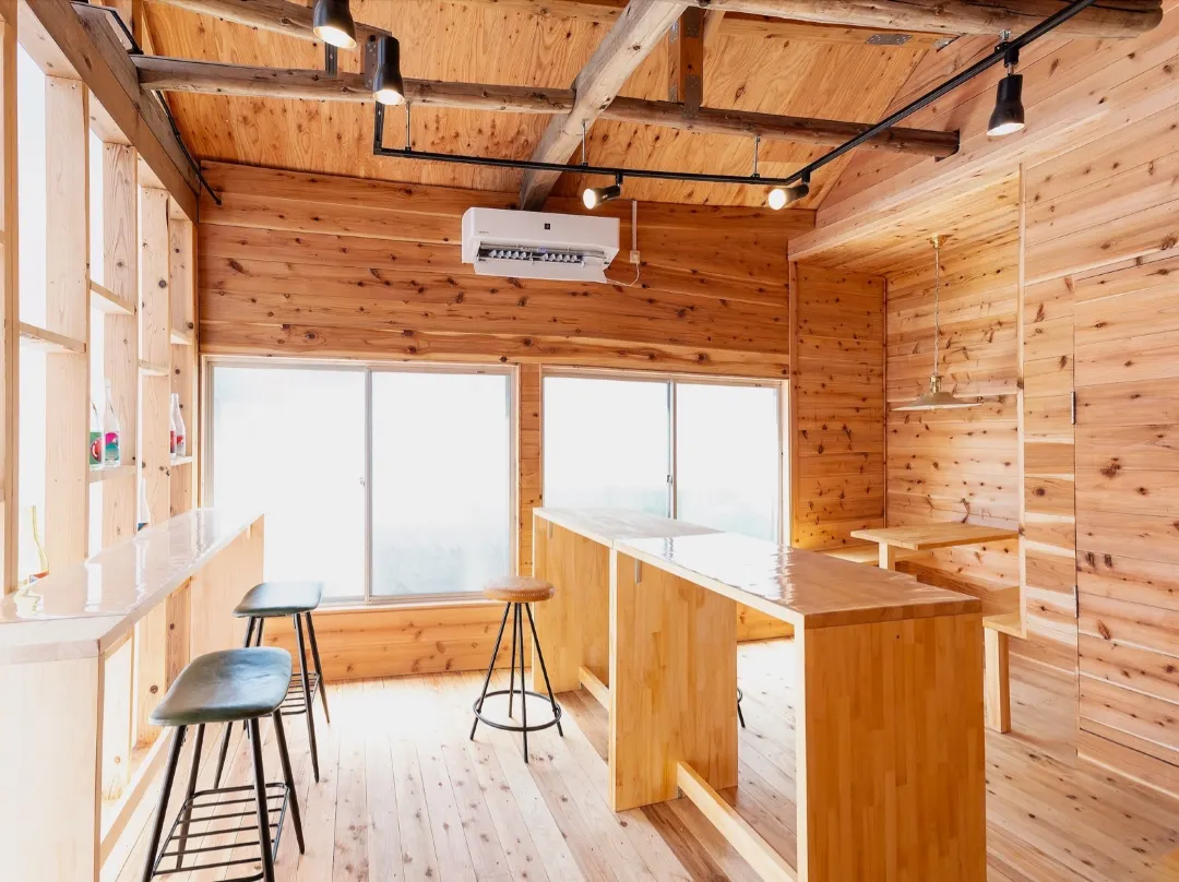 Fire And Sake A Liquor Store Where You Can Rent - Ōshima Island