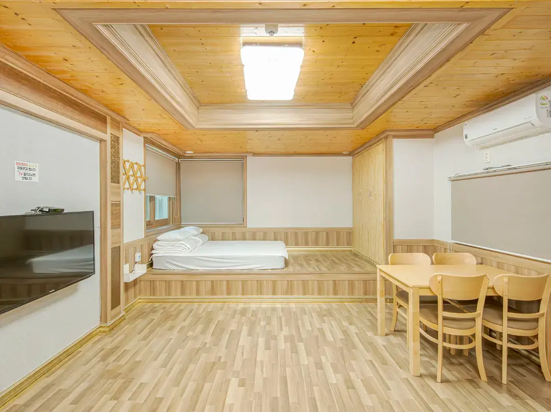 Boryeong Daecheon Sun And Moon Pension 해와달펜션) - Incheon