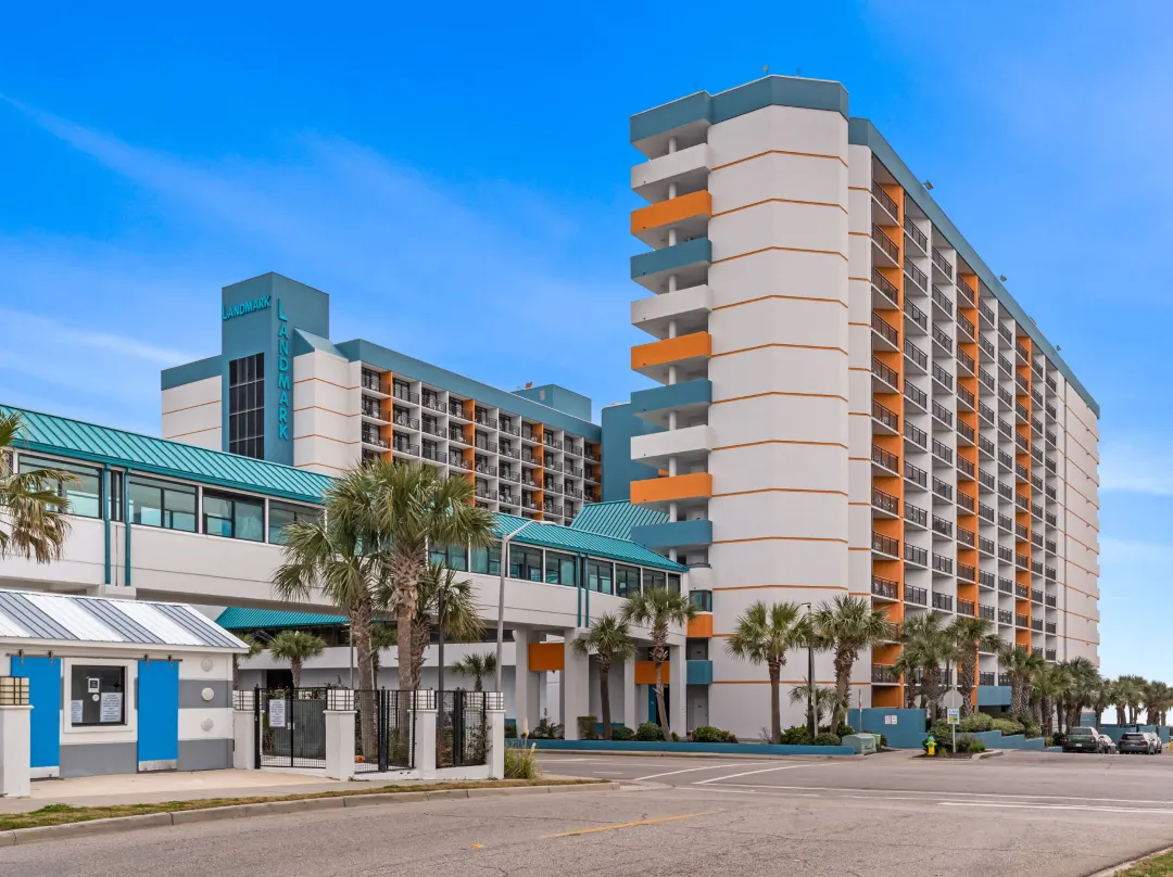 Stunning Views And Resort Amenities - Gorgeous Oceanfront Getaway - Myrtle Beach