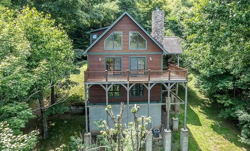 Game Room And Scenic Deck Oasis - Serene Mountain Escape - Boone, NC