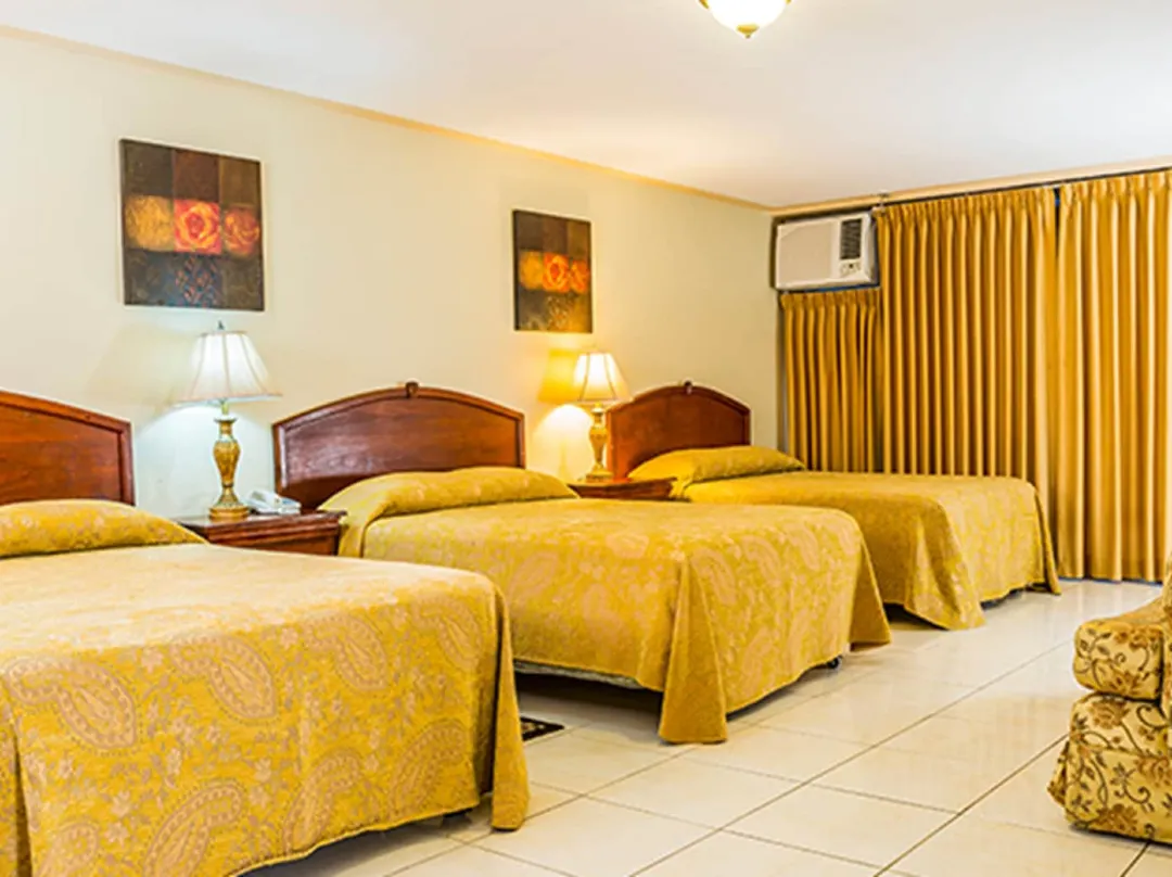Gran Hotel Paris - La Ceiba