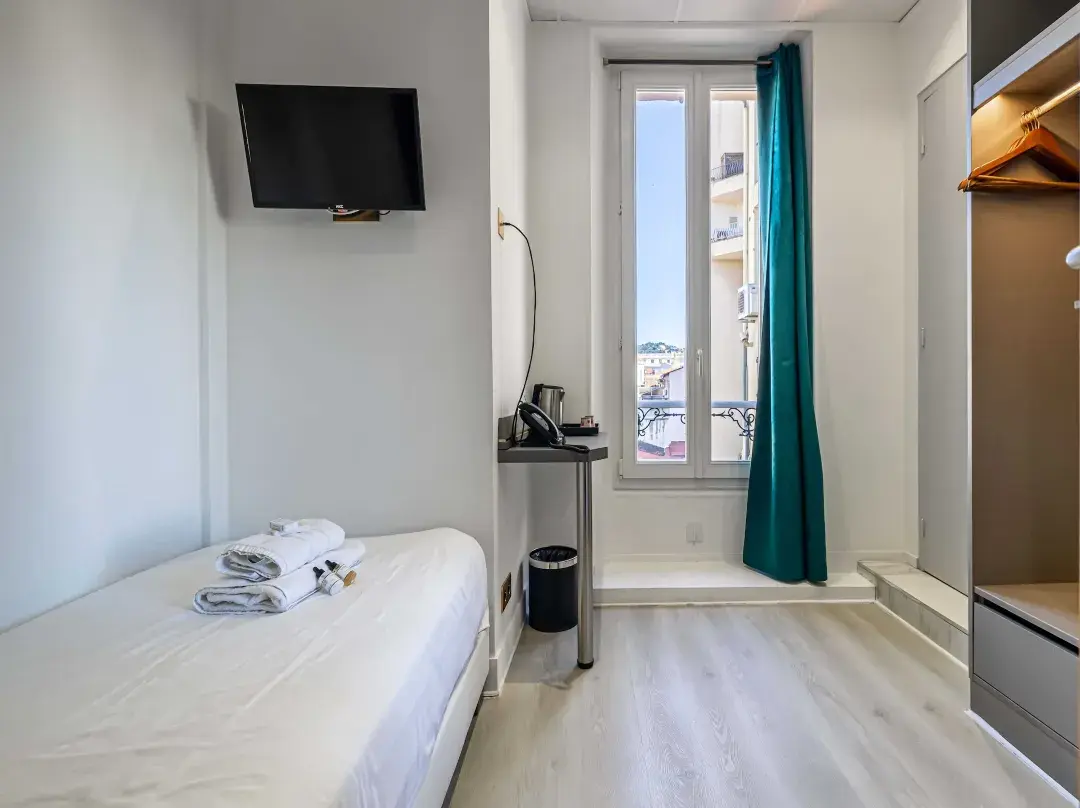 Hotel Avaton - Single Bedroom - Cannes Palais - Cannes