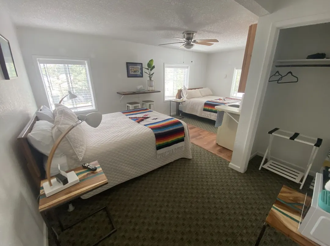 Summit Inn - Cloudcroft, NM