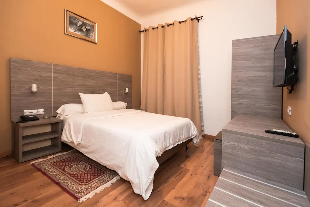 Hotel Suisse - Algeria