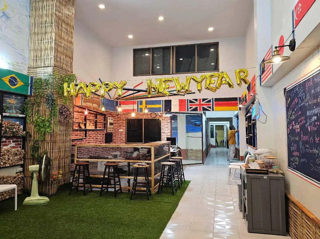 Mt Friend Home & Hostel - Phuket