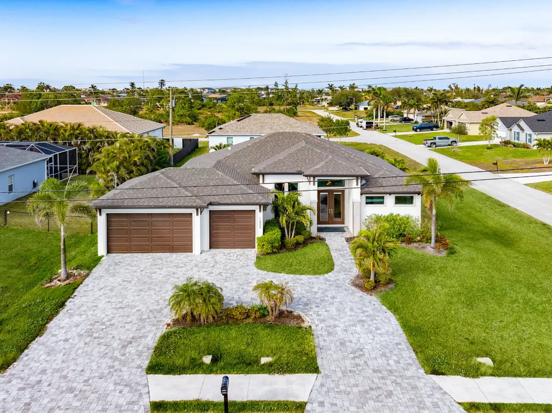 Heated Pool And Outdoor Oasis - Exquisite Coastal Retreat - Pine Island, FL