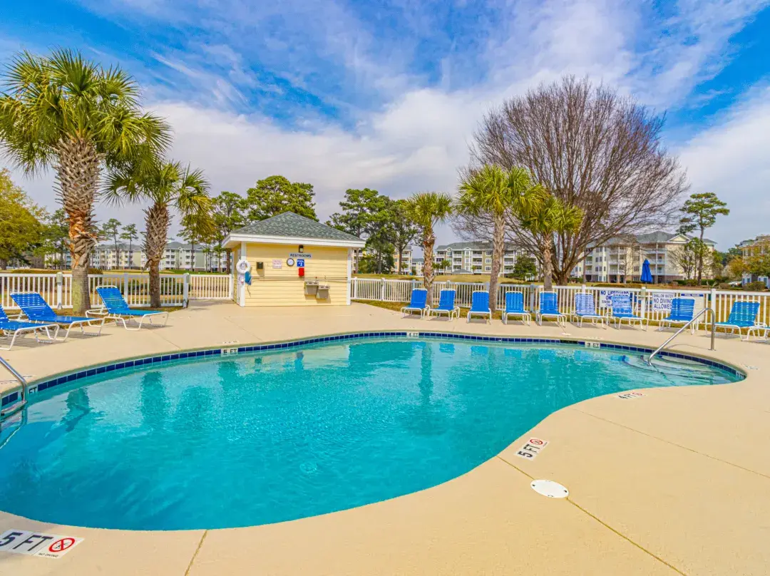 Scenic Golf Course Views And Cozy Comforts - Charming Coastal Getaway - Myrtle Beach, SC