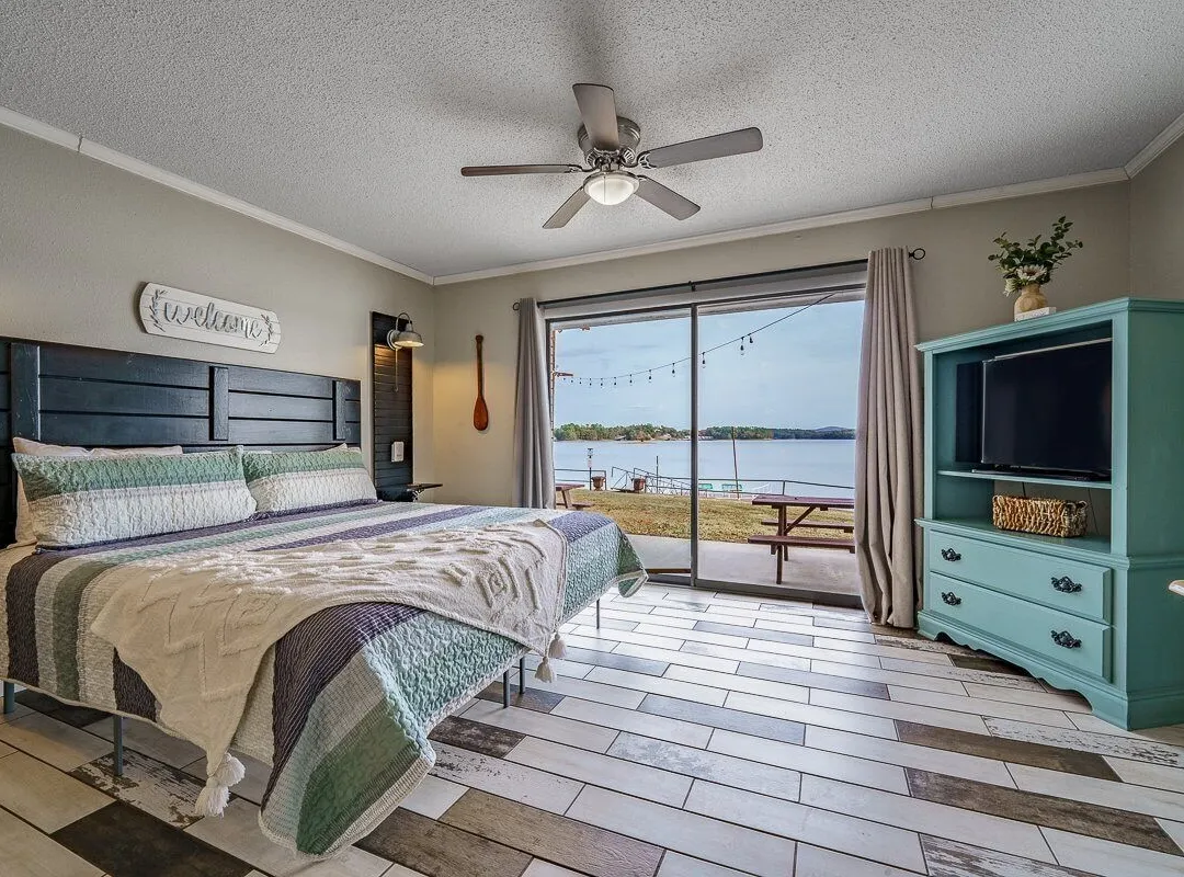 Willow Beach Resort - Hot Springs, AR