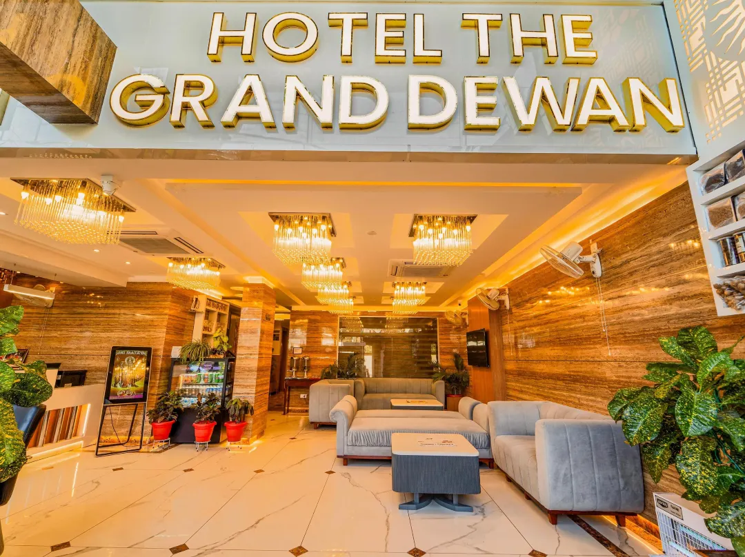 Hotel The Grand Dewan - Katra