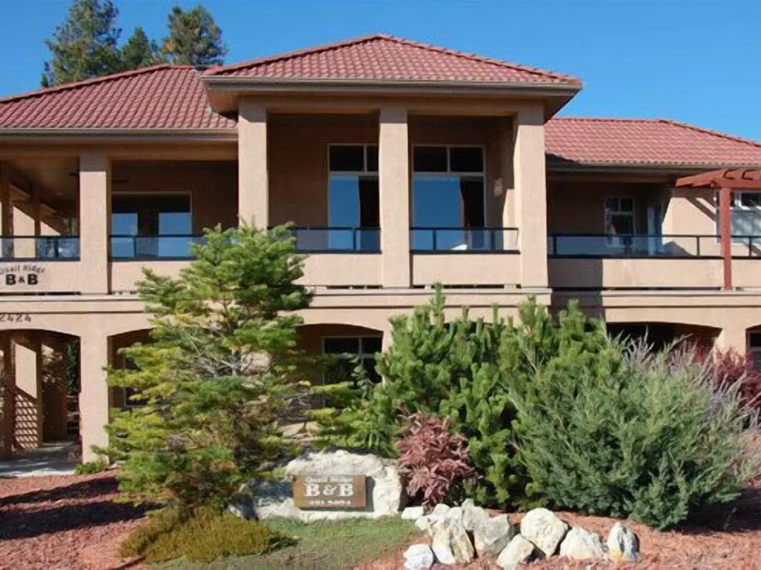 A Vacation Paradise At Quail Ridge B&b - British Columbia