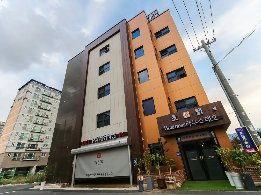 Pohang Jangseongdong Lausdeo - Pohang