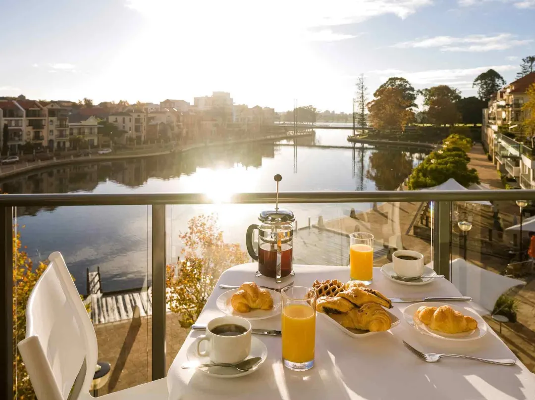 East Perth Suites Hotel - Perth