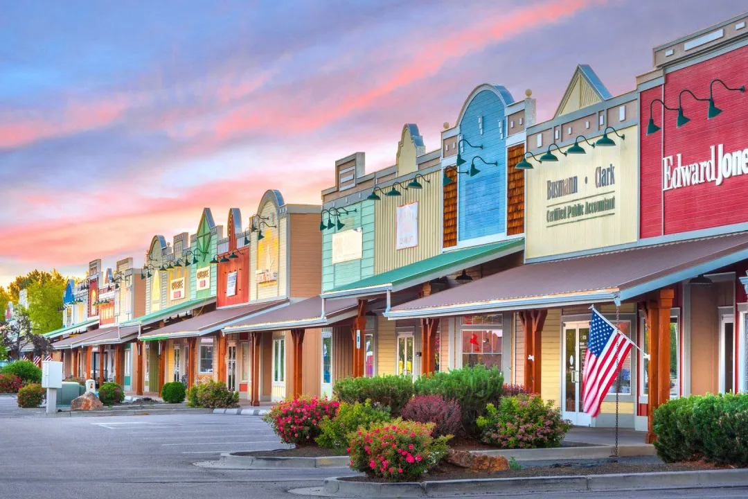 Spacious Acre Retreat With Game Room - Charming Family Haven - Nampa, ID