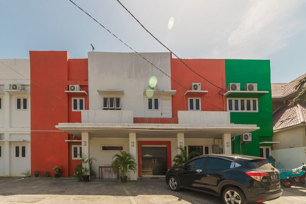 Hotel Thayyiba - Banda Aceh