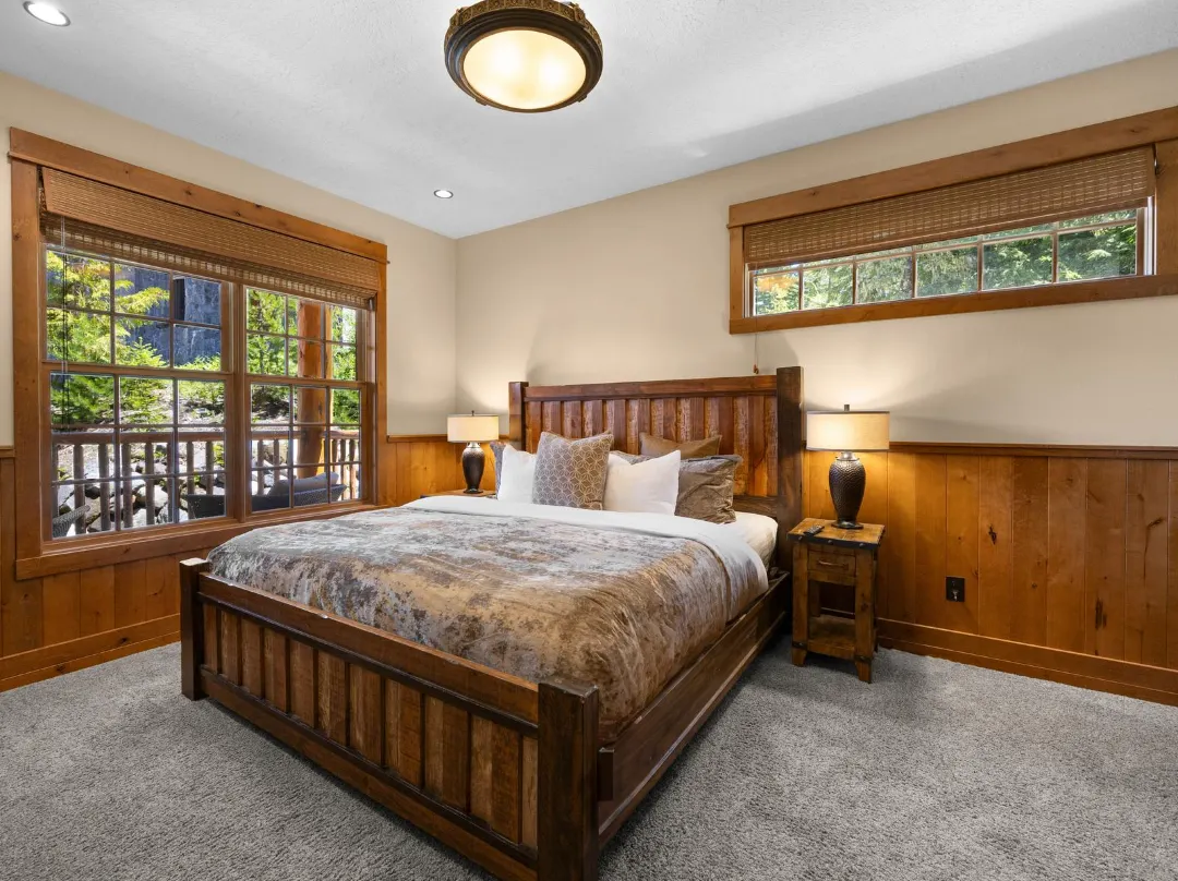 Snowed Inn - Government Camp, OR