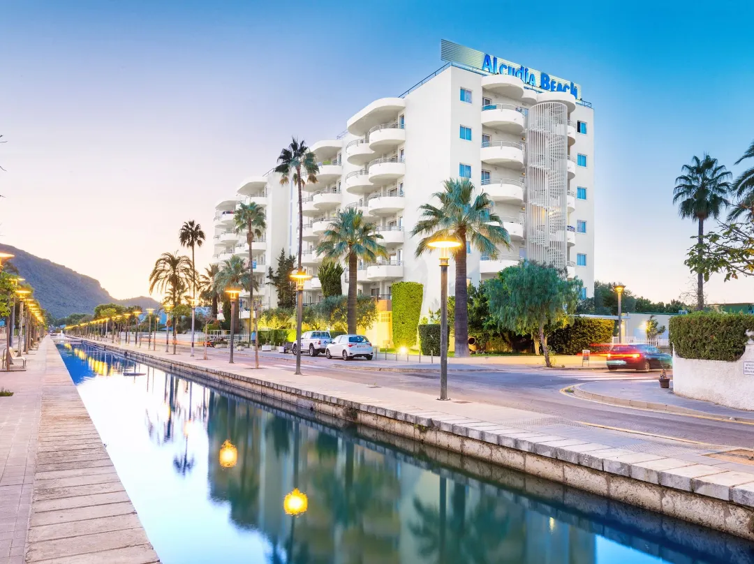 Alcudia Beach Apartments - Majorka