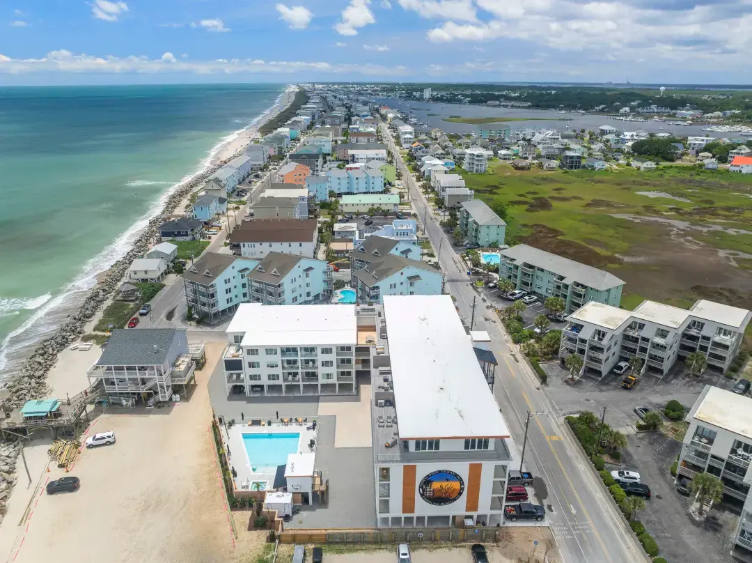 Heated Pool And Hot Tub - Stunning Carolina Beach Escape - Carolina Beach, NC