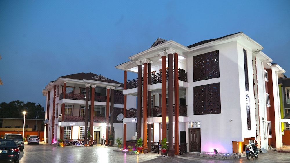 Macoba Luxury Apartments - Kumasi