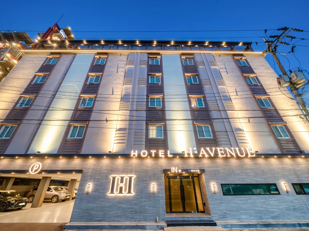 H Avenue Hotel In Gyeongju - Gyeongju-si