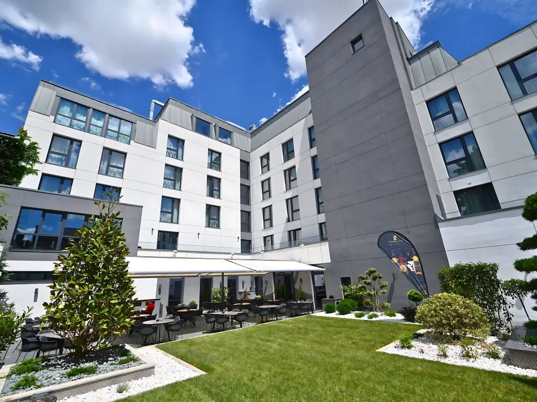 Aniroc Signature Hotel - Arad
