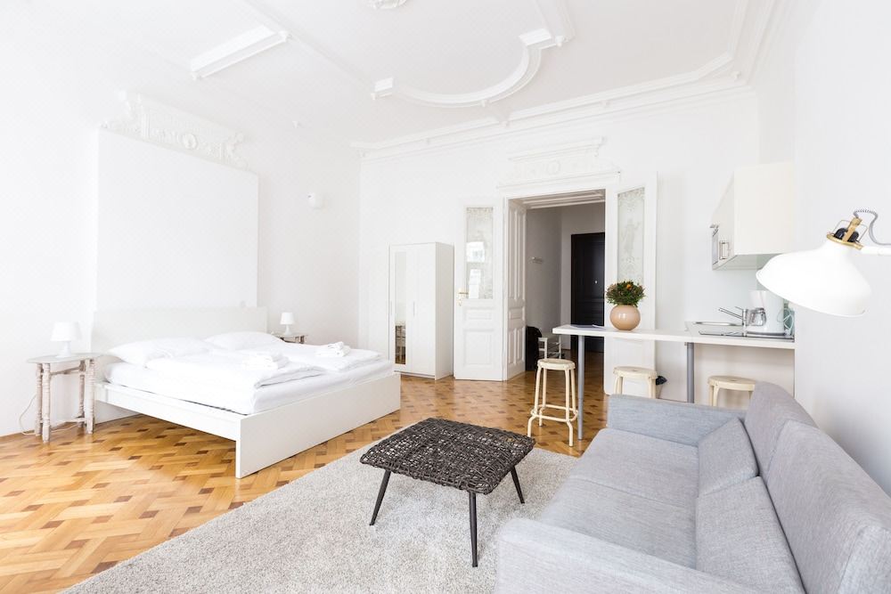Heymi Apartments In City Center - Vienna