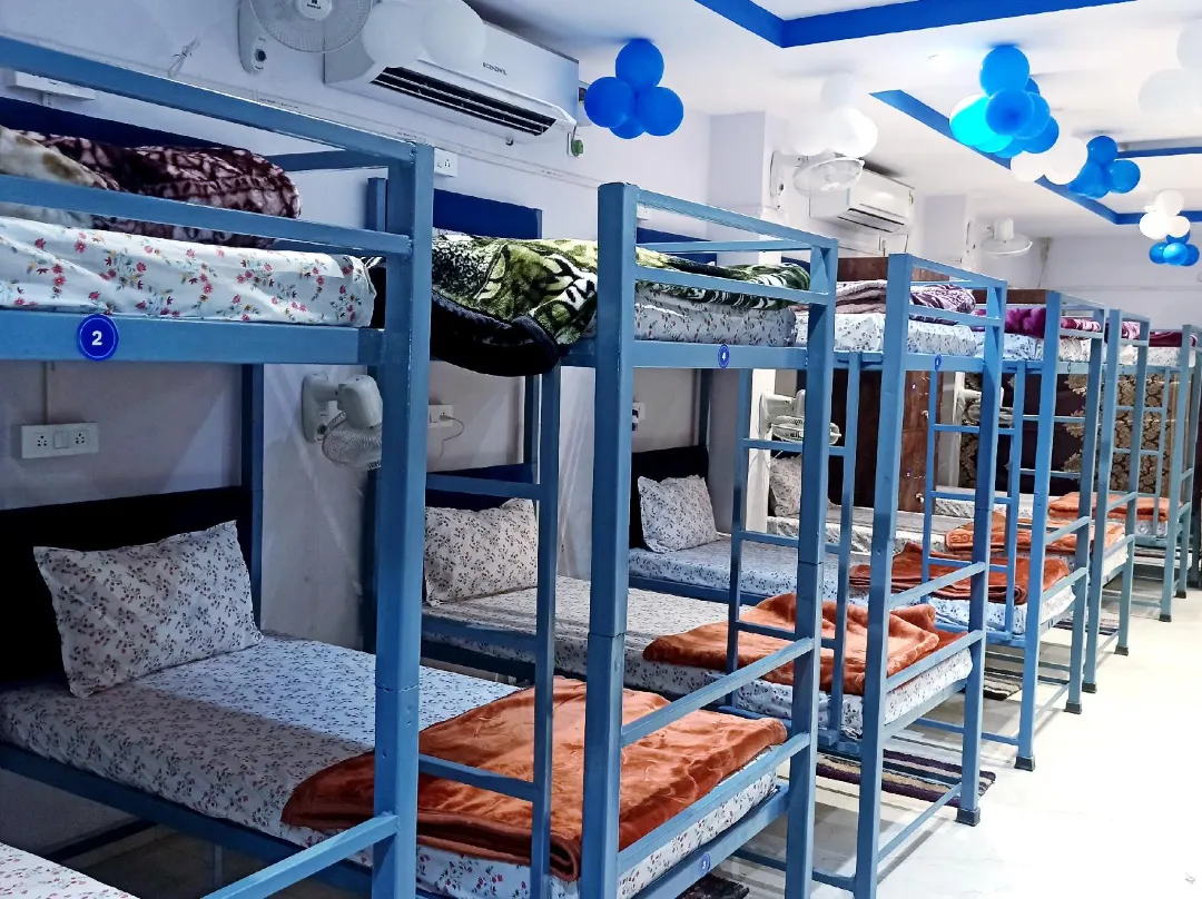 Laxmi Dormitory - Vrindavan