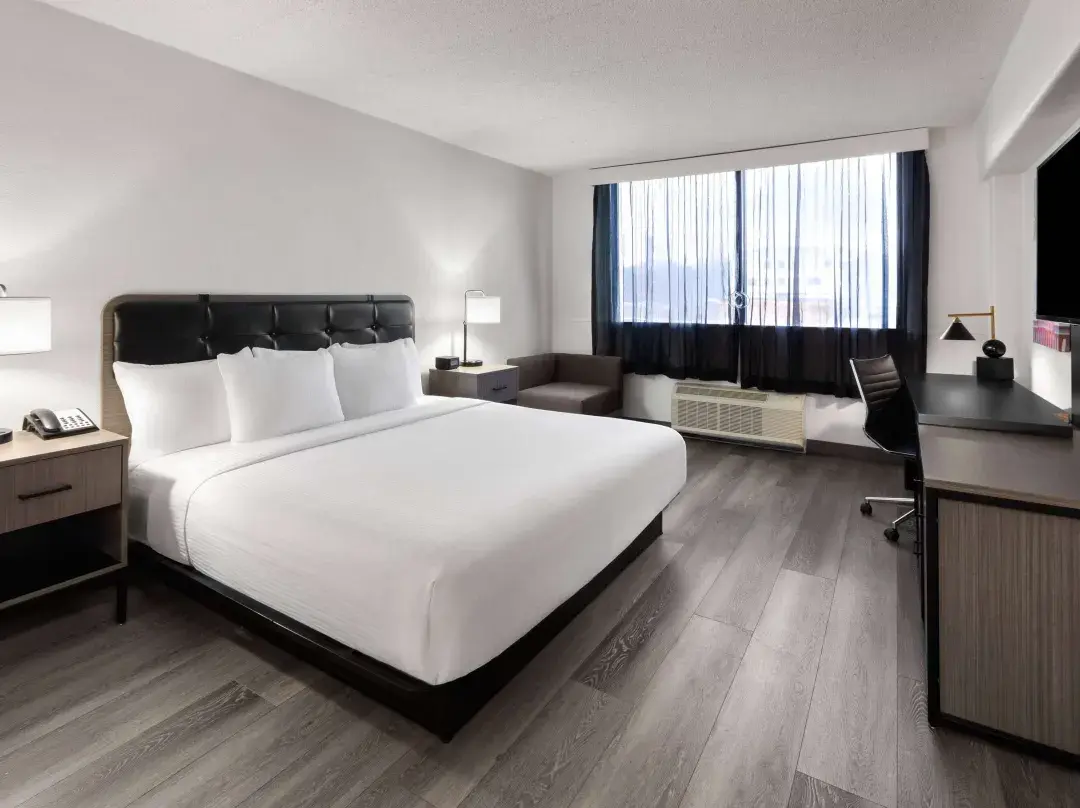 Quality Inn & Suites New York Avenue - Silver Spring