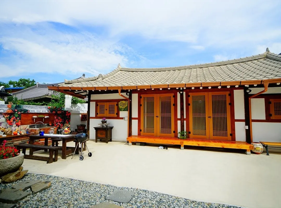 Jeonju Gimmyeongok Sukbak Munhwagwan - Jeonju-si