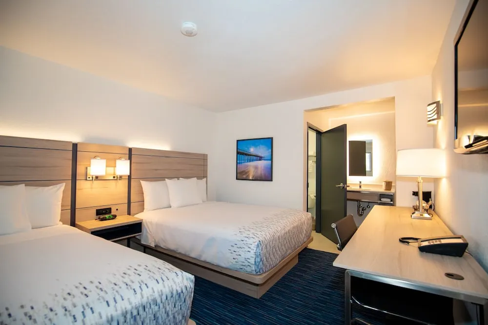 Orange Grove Inn - Irvine, CA