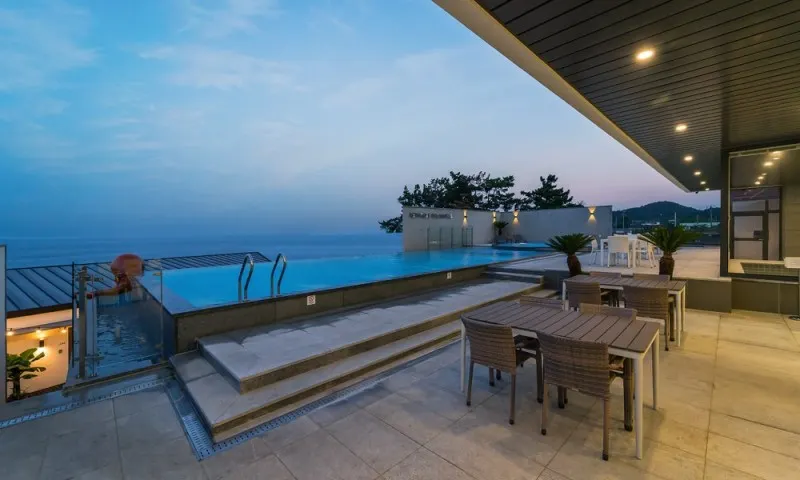 Pohang Red House Ocean Hills Pension - 慶州市