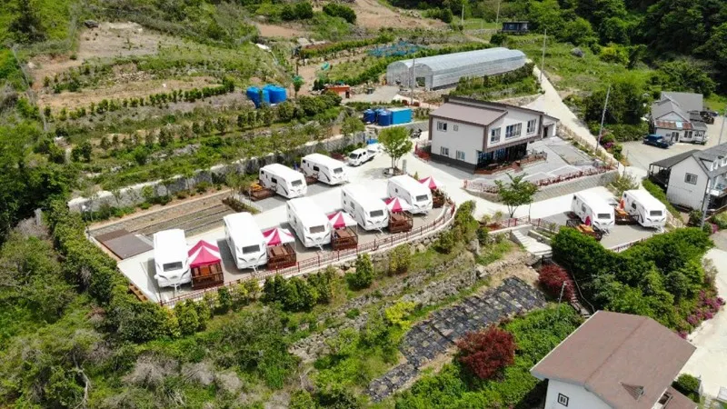 Tongyeong Yokjido Tourism Farm Caravan Pension - Tongyeong-si