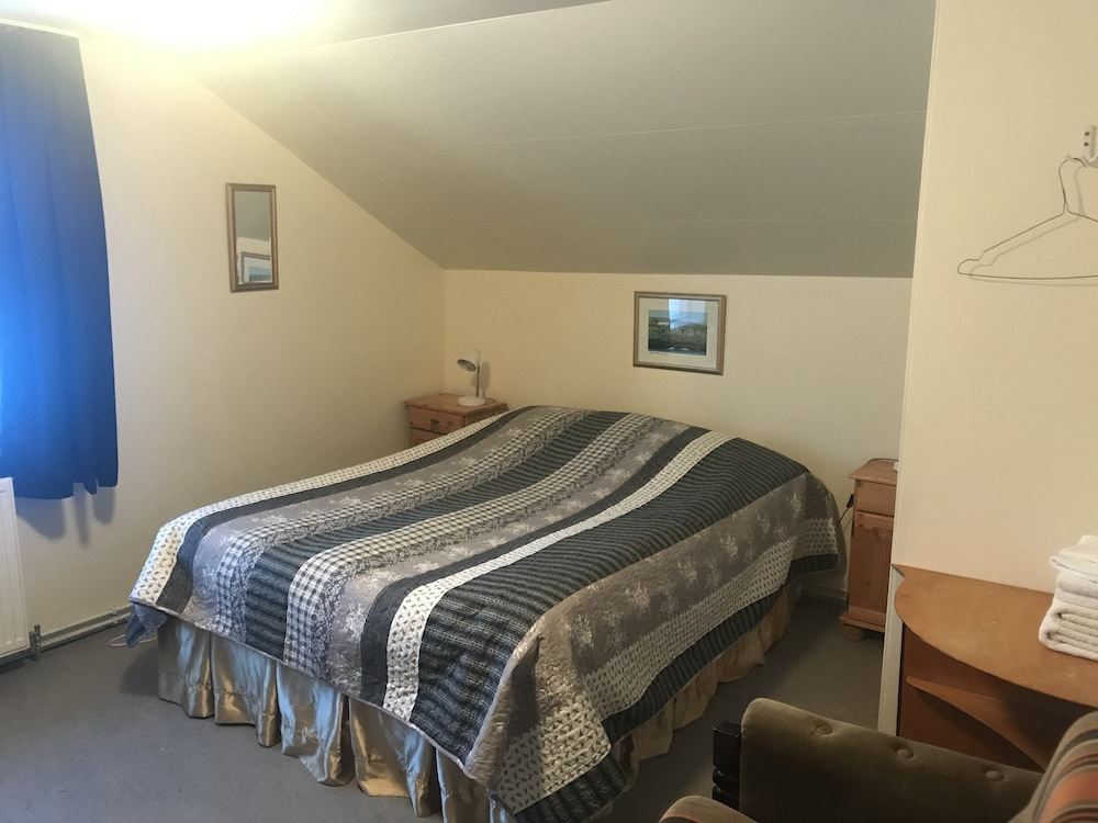Guesthouse Básar - Islandia