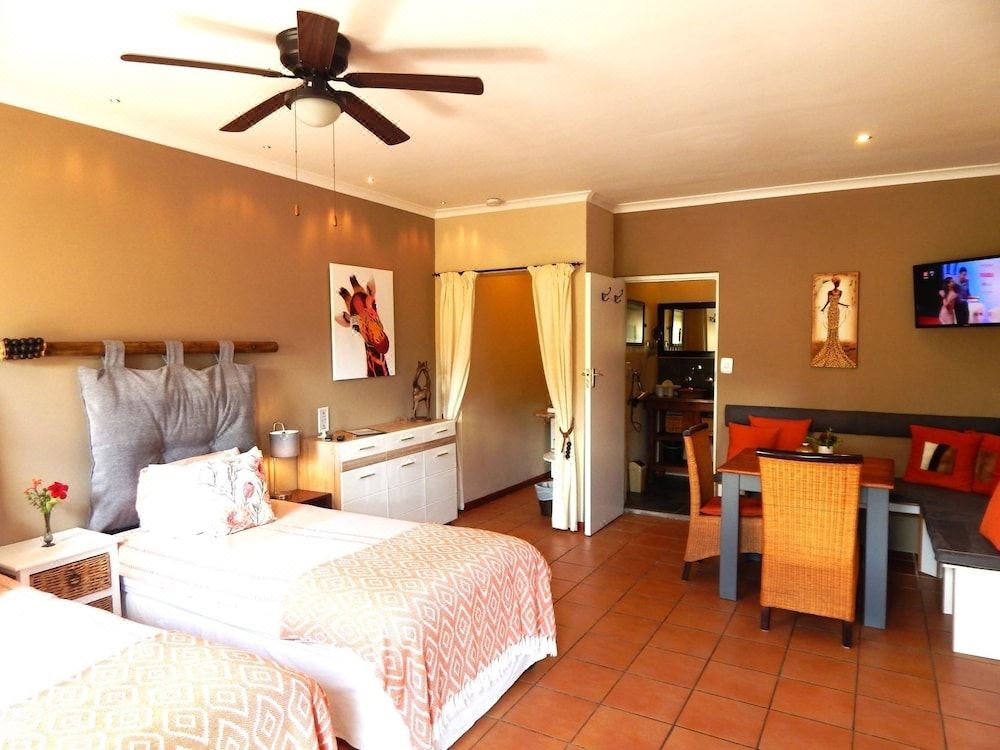 Khashamongo B & B - Somerset West