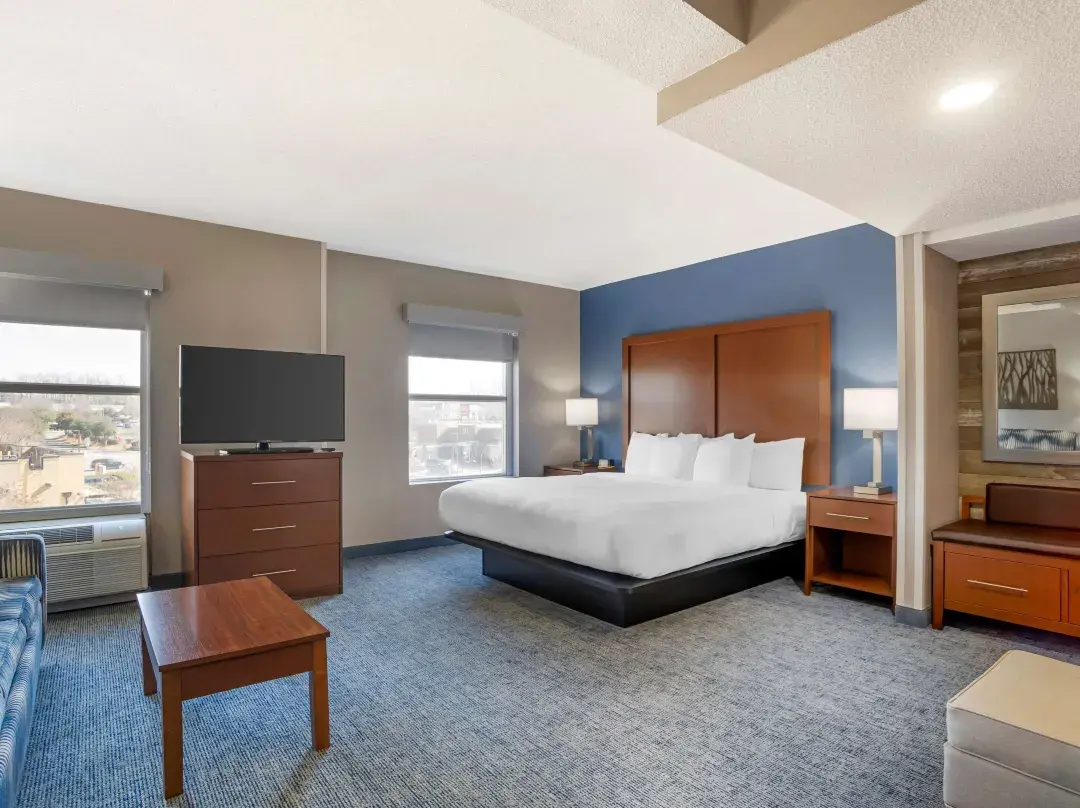Comfort Suites Near Birkdale Village- Huntersville - Mooresville, NC