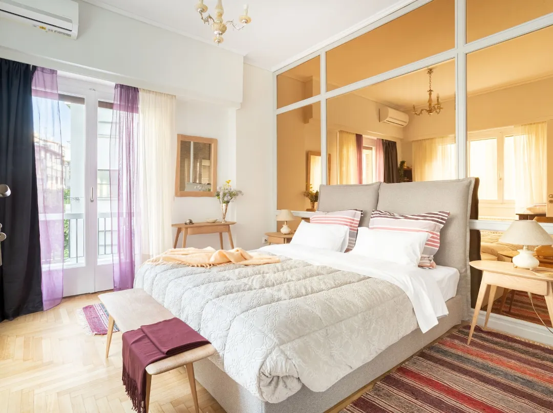 A Short Walk To Syntagma And Plaka - Athens