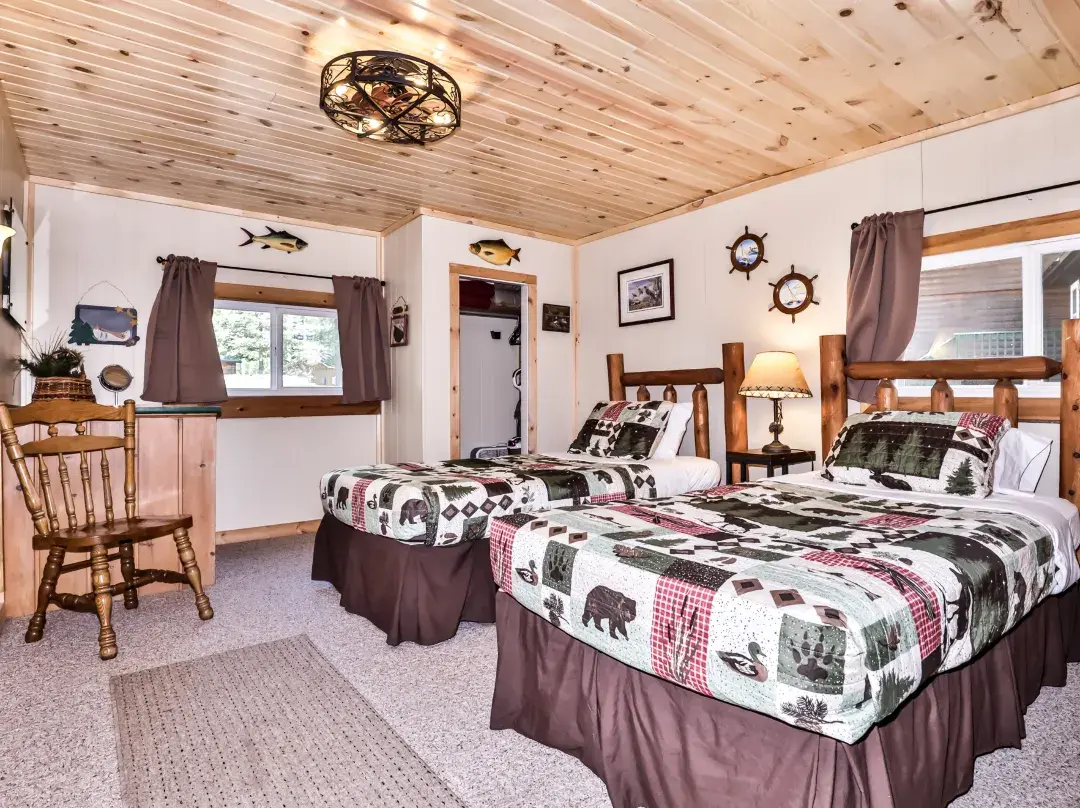Serene Retreat- Lakefront, Fireplace, Deck, Snowmobiling - St. Germain, WI
