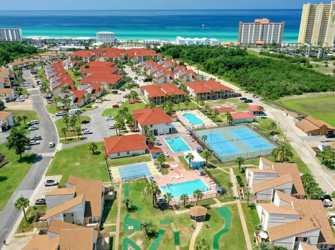 Tranquil Lagoon Views And Resort Amenities - Charming Coastal Retreat - Panama City Beach, FL