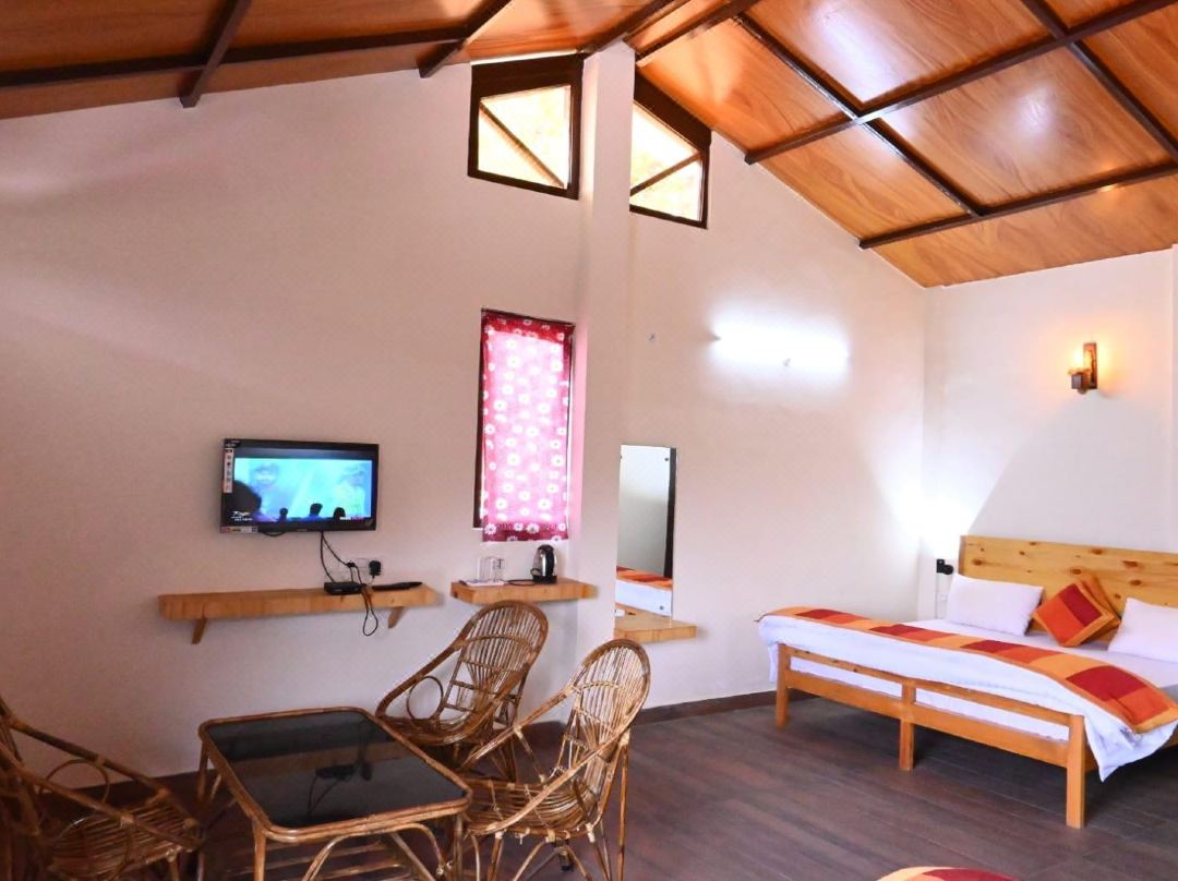 Wood Castle Luxury Home Stay - Ranikhet