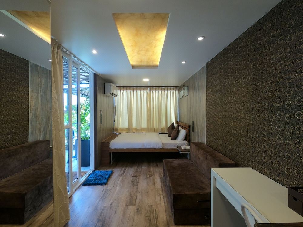 Out Of Box Living - Alibag