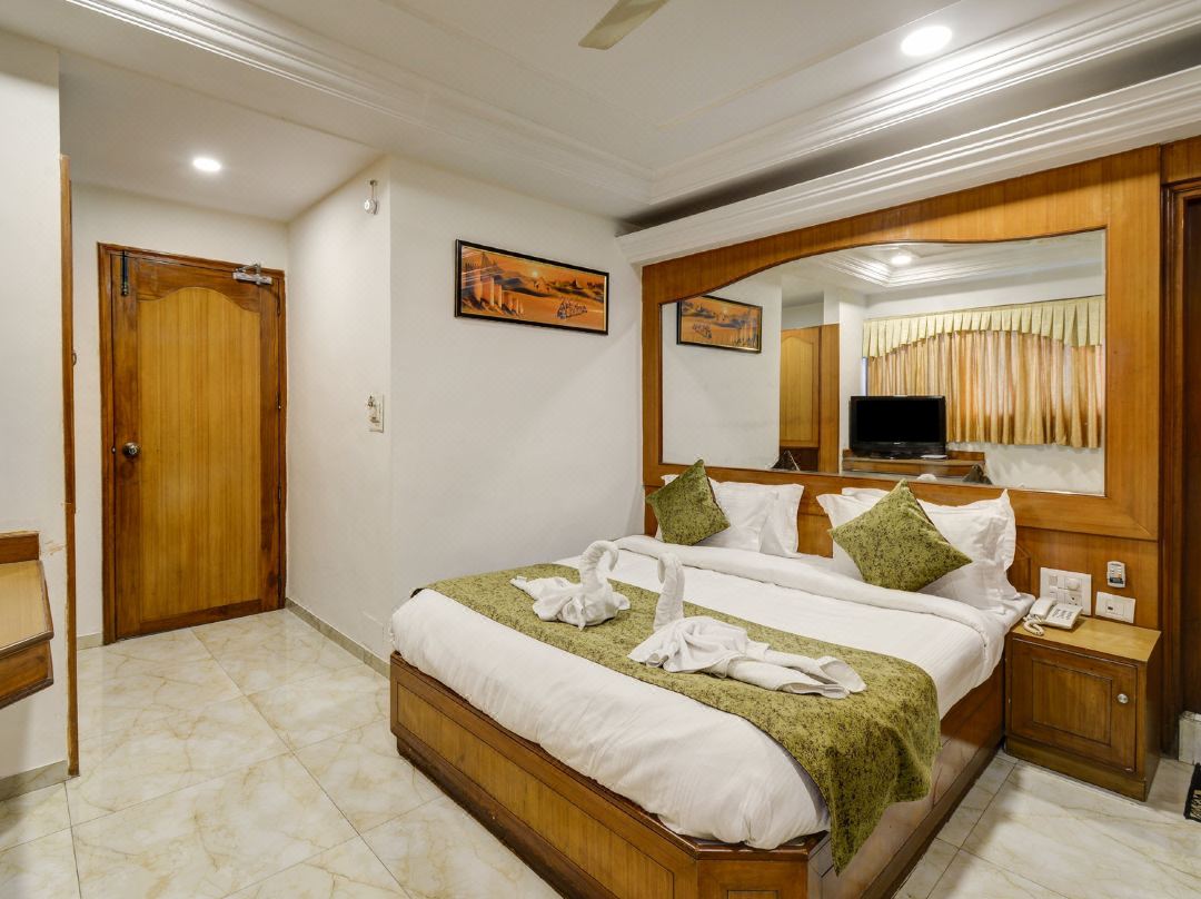 Hotel Maruti - Ahmedabad