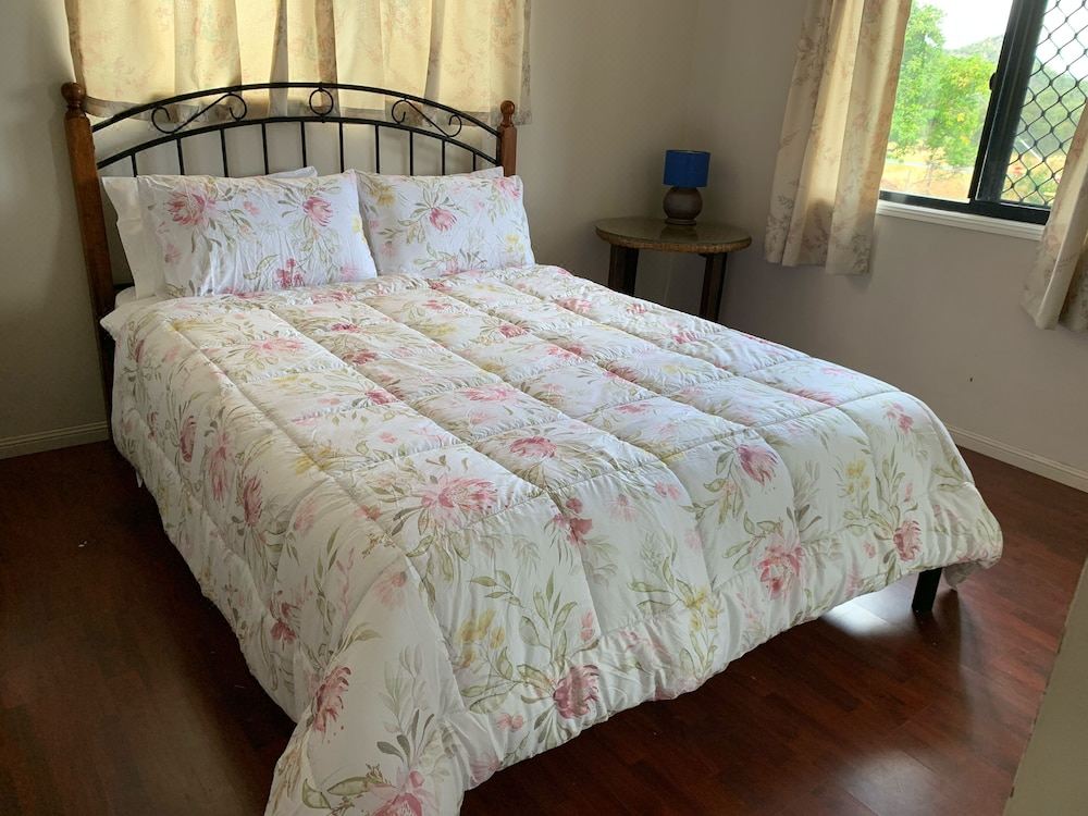 Almaden Country Rooms - Queensland
