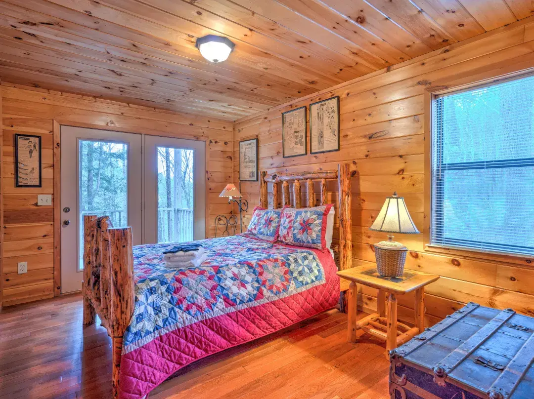 Charming Cabin With Nature Access And Unique Décor - Cozy Retreat - Blue Ridge, GA