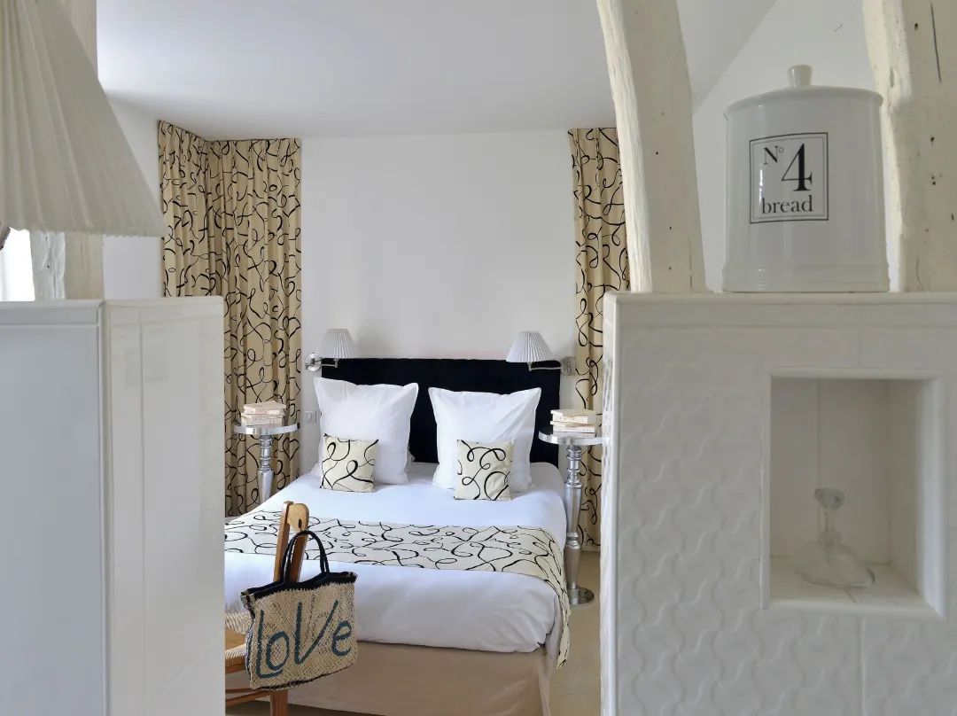 Logis Hôtel Les 3 Rois - Issoudun