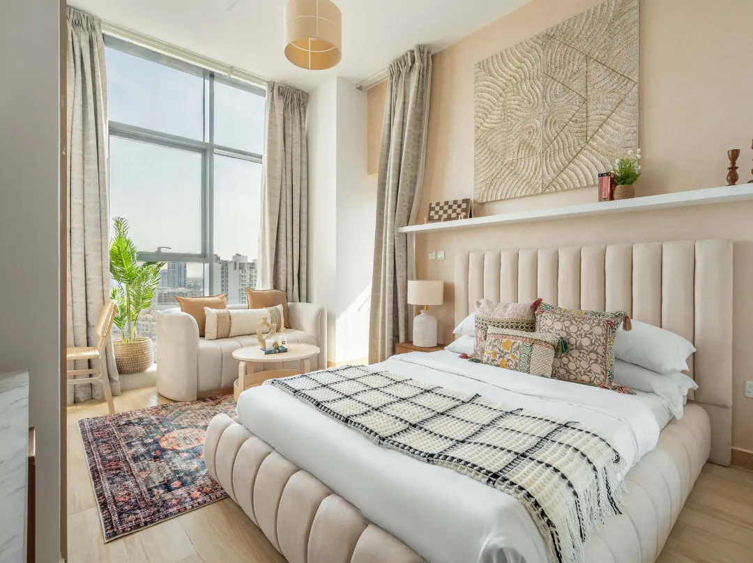 Guestready - Arabic Charm | Balcony | Regina Tower - Dubai
