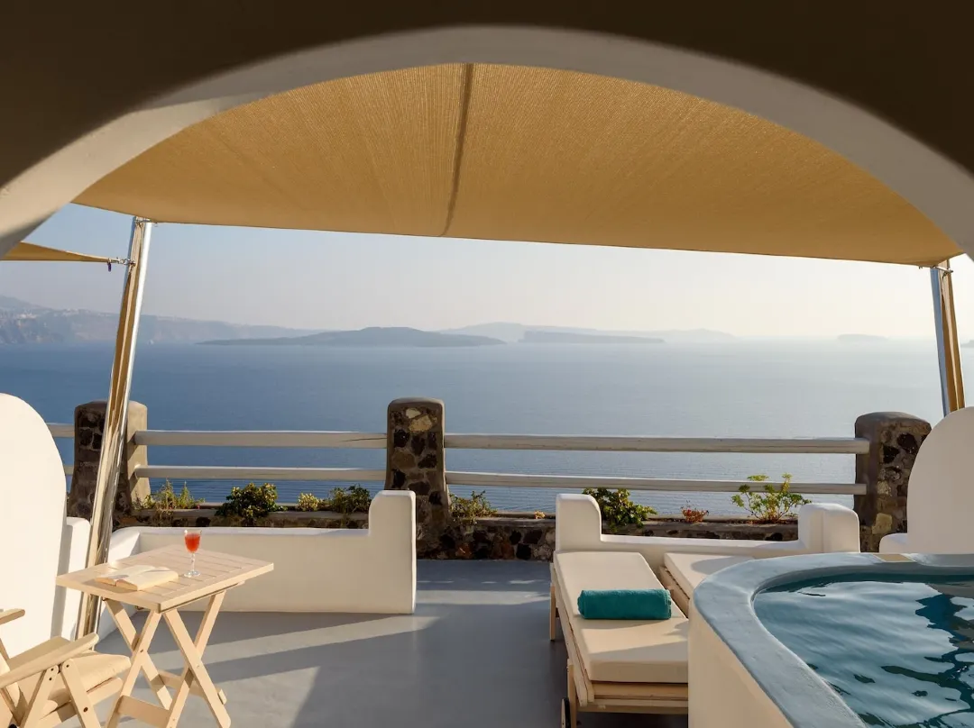 Thirea Studios - Oia