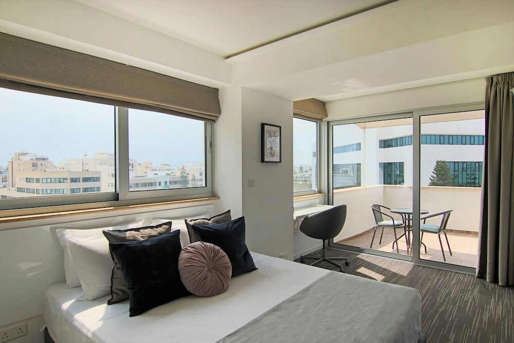 Phaedrus Living: Luxury Suite Nicosia 507 - Nicosia