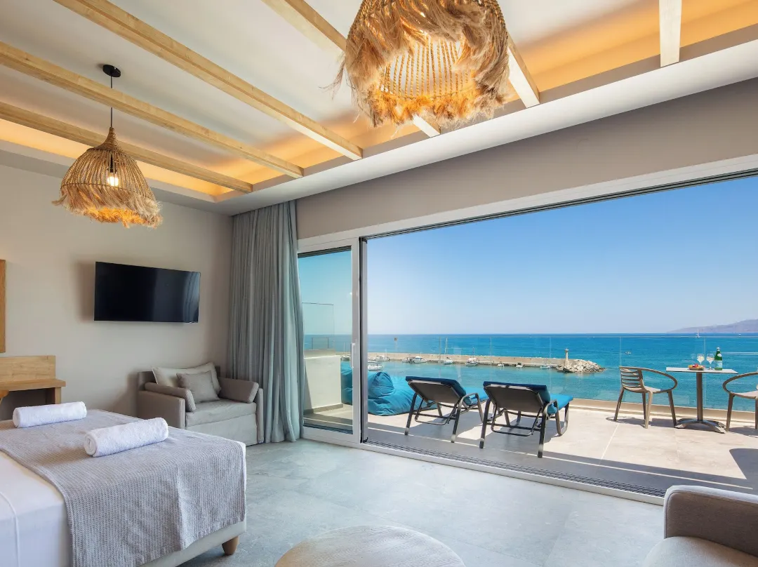 Skipper Beachfront Suites - Greece